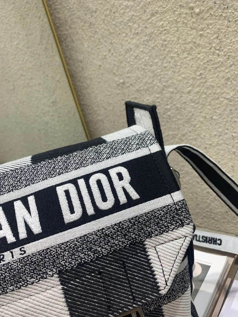 Indistinguishable Mens Christian Dior Satchel bags