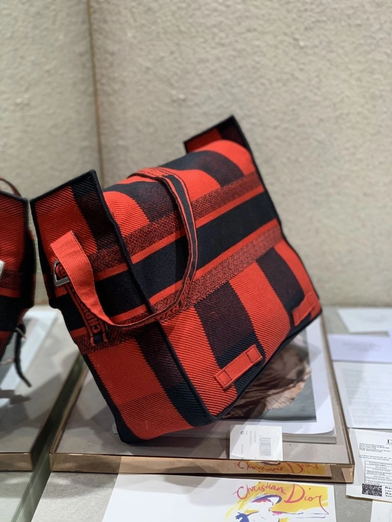 Indistinguishable Mens Christian Dior Satchel bags