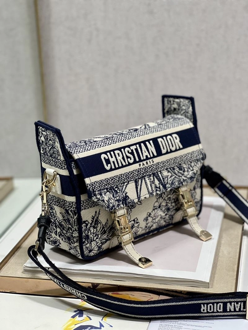 Inexpensive Mens Christian Dior Satchel bags