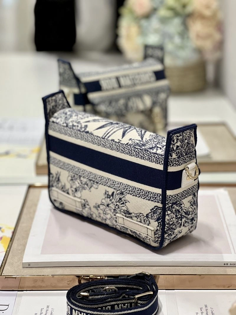 Inexpensive Mens Christian Dior Satchel bags