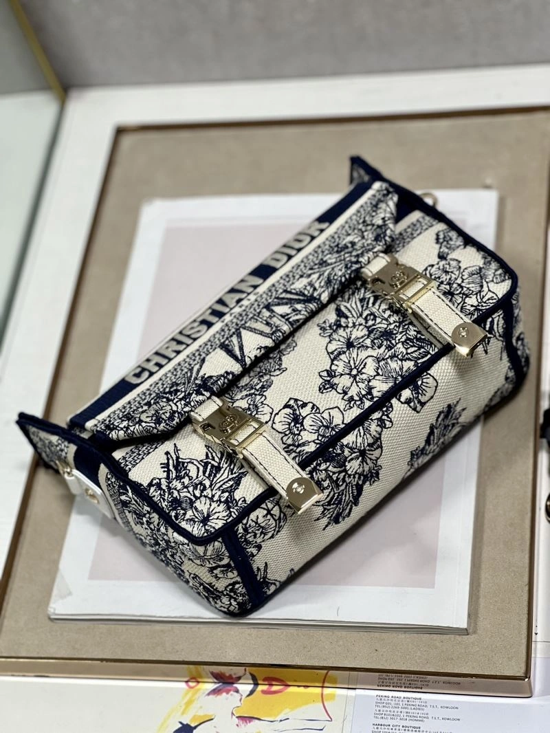 Inexpensive Mens Christian Dior Satchel bags