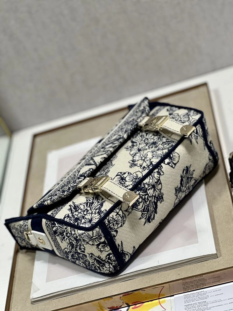 Inexpensive Mens Christian Dior Satchel bags