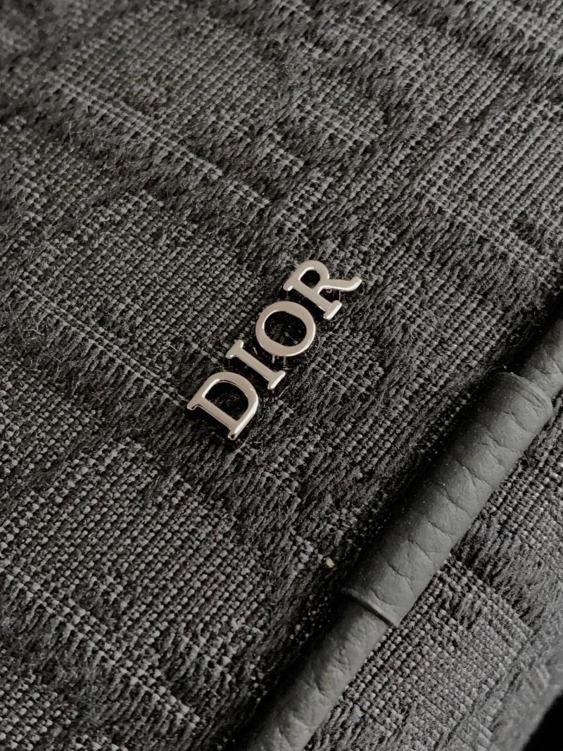 Accurate model Mens Christian Dior Satchel bags