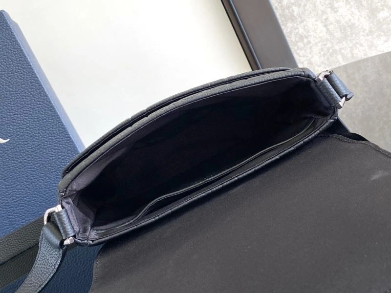 Reasonably priced Mens Christian Dior Satchel bags