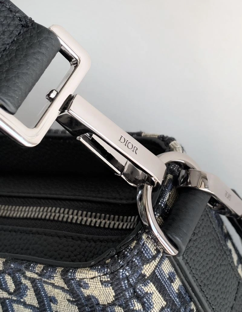 Accurate model Mens Christian Dior Satchel bags