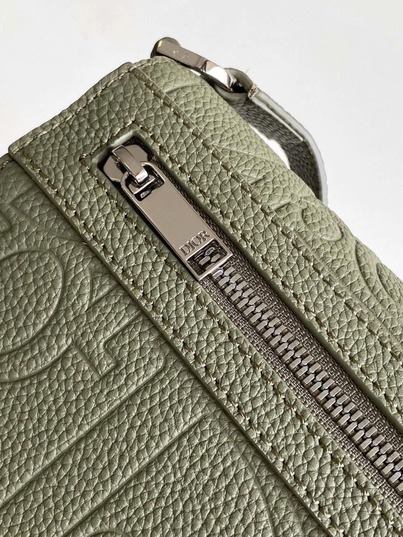 Accurate model Mens Christian Dior Satchel bags