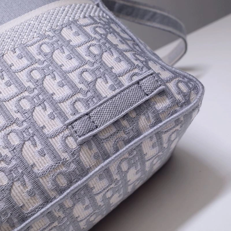 Inexpensive Mens Christian Dior Satchel bags