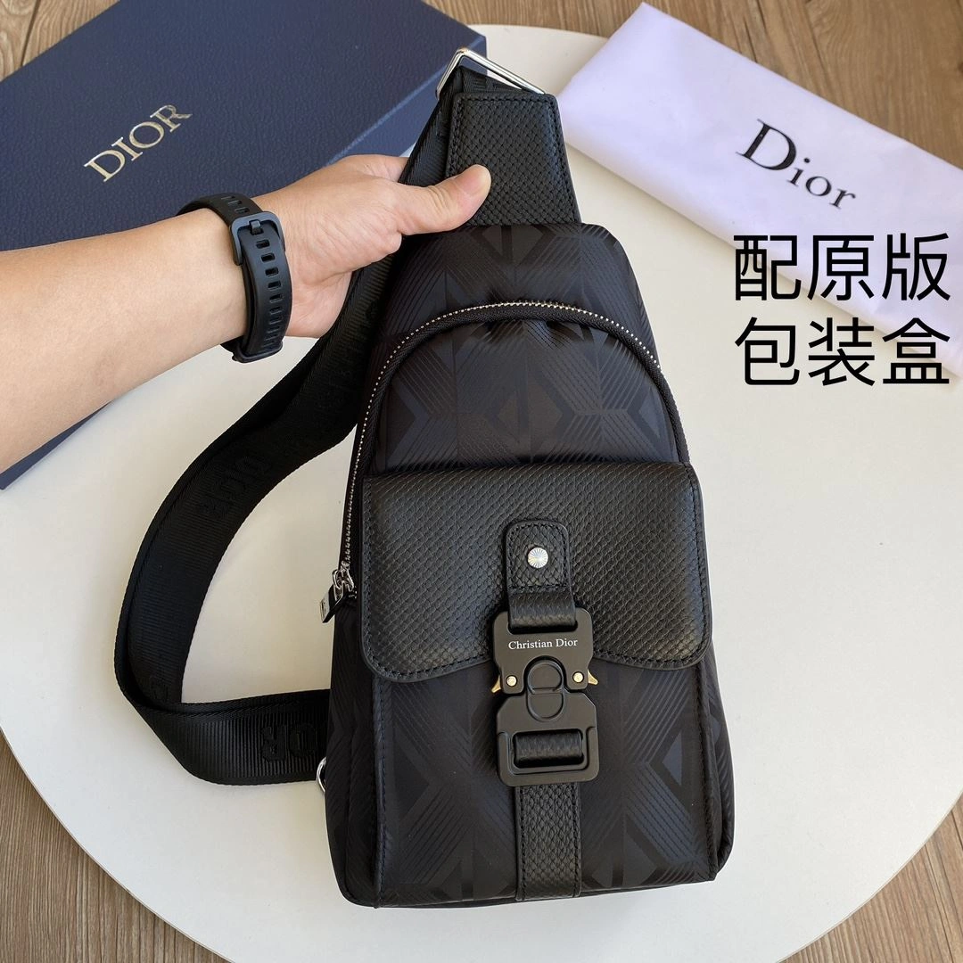 Accurate model Mens Christian Dior Waist Chest Packs