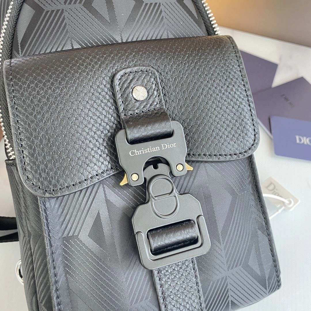 Bargain Mens Christian Dior Waist Chest Packs