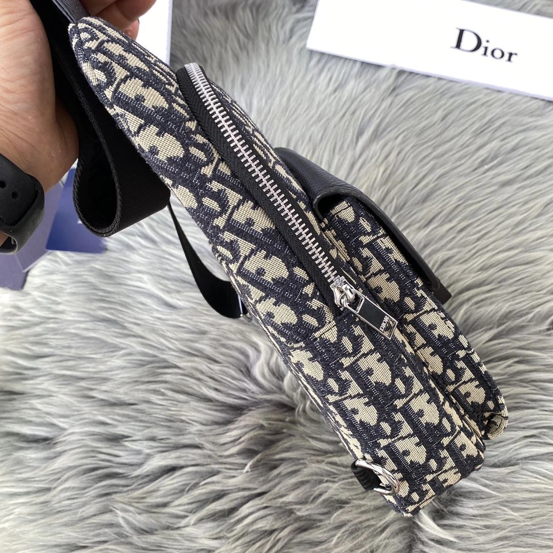 Perfect replica Mens Christian Dior Waist Chest Packs