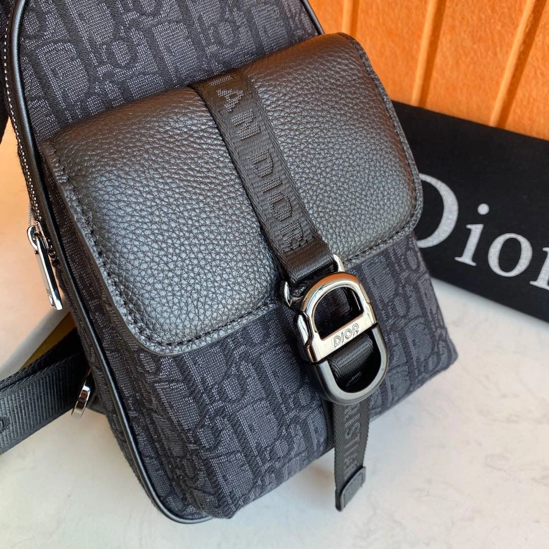Low-cost Mens Christian Dior Waist Chest Packs