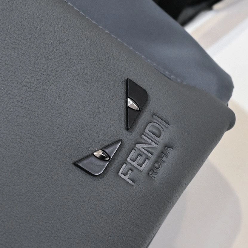 Low-cost Mens Fendi Backpacks