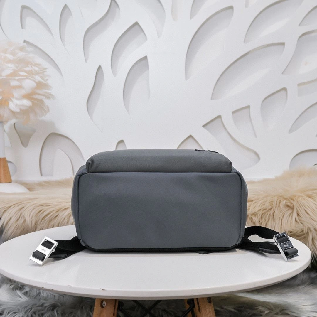 Low-cost Mens Fendi Backpacks
