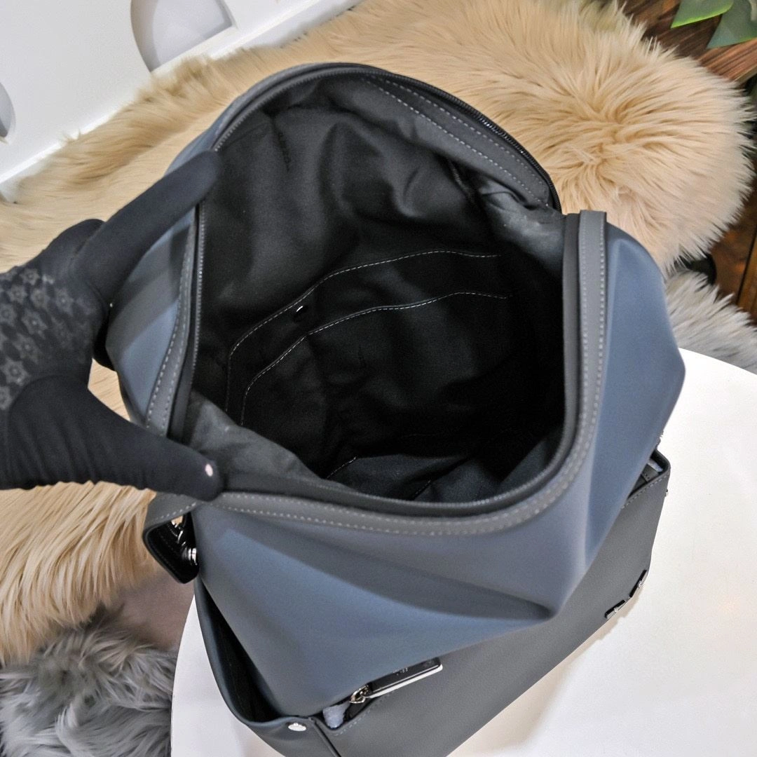 Low-cost Mens Fendi Backpacks