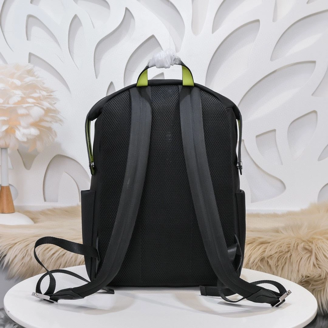 Accurate model Mens Fendi Backpacks