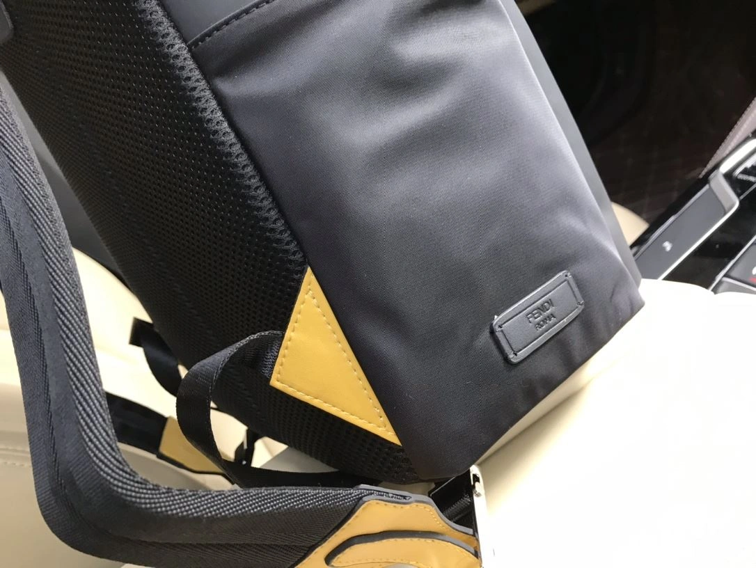 Low-cost Mens Fendi Backpacks