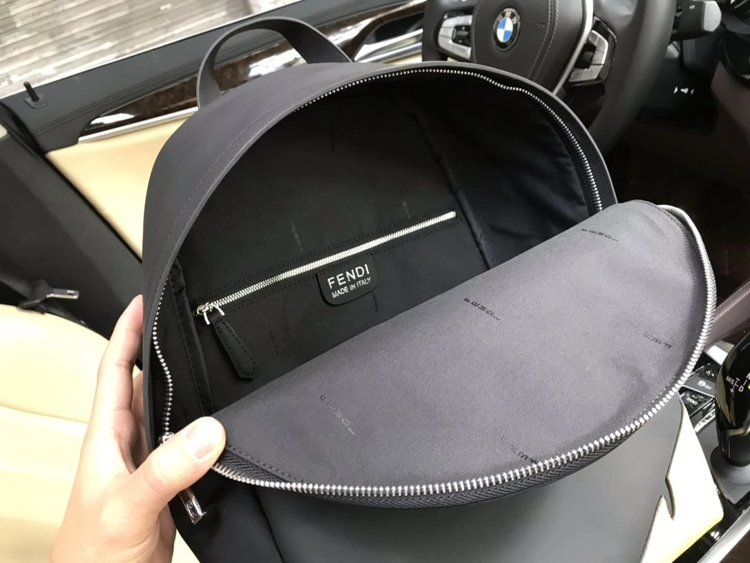 Low-cost Mens Fendi Backpacks