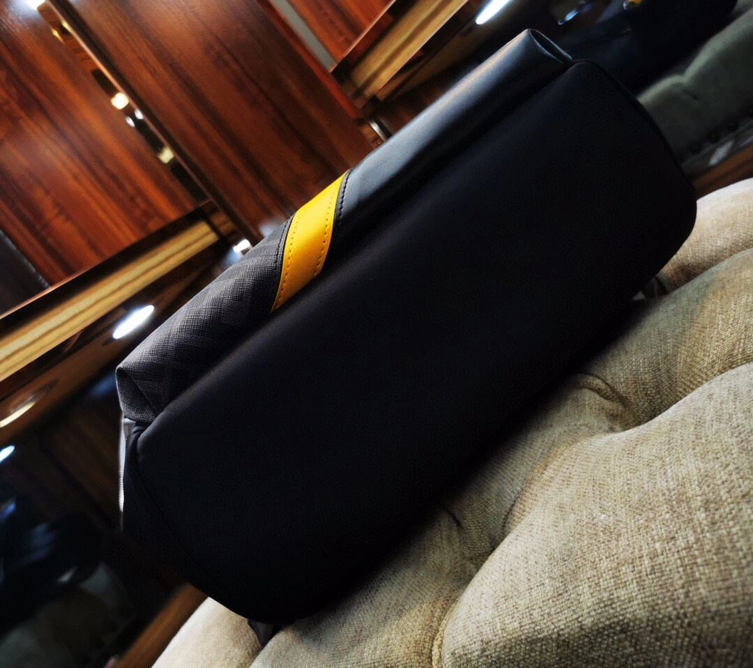 Accurate model Mens Fendi Backpacks