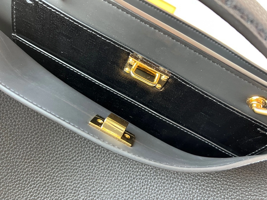 Cut-rate Mens Fendi Briefcases