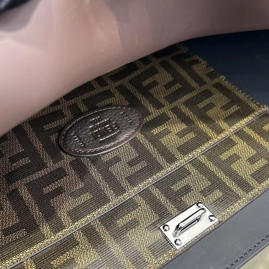 Discounted Mens Fendi Briefcases