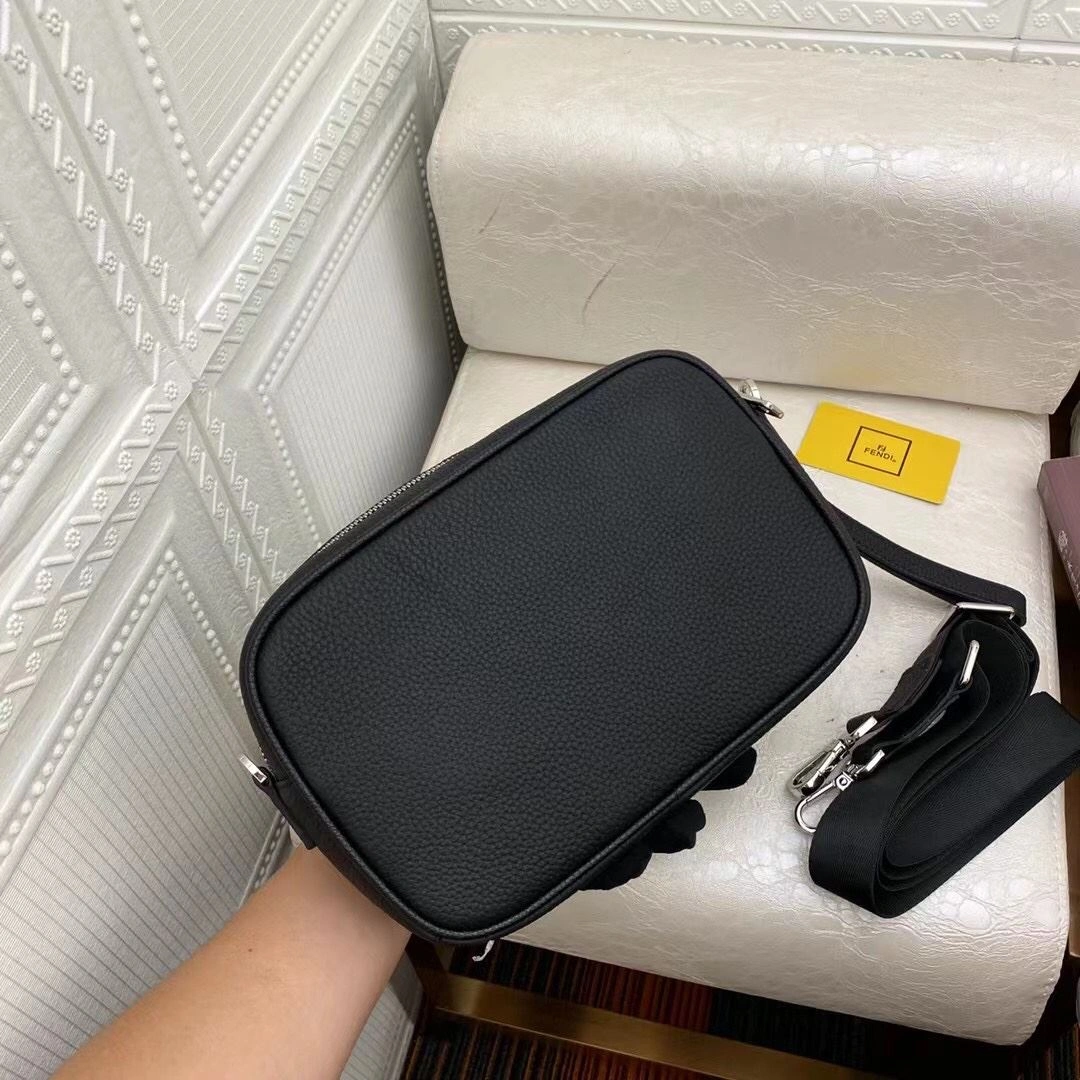 High accuracy Mens Fendi Satchel Bags
