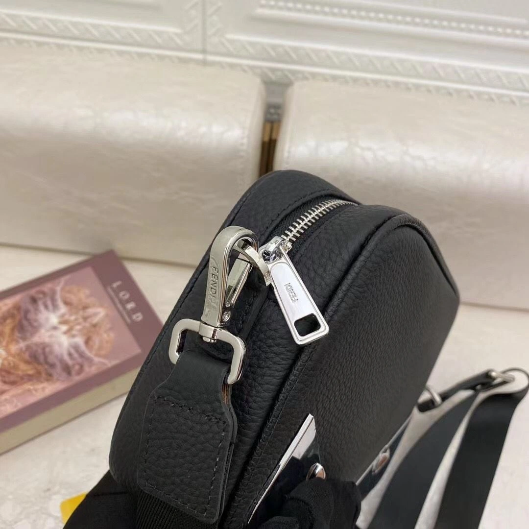 High accuracy Mens Fendi Satchel Bags
