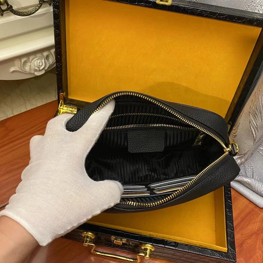 Exact replica Mens Fendi Satchel Bags