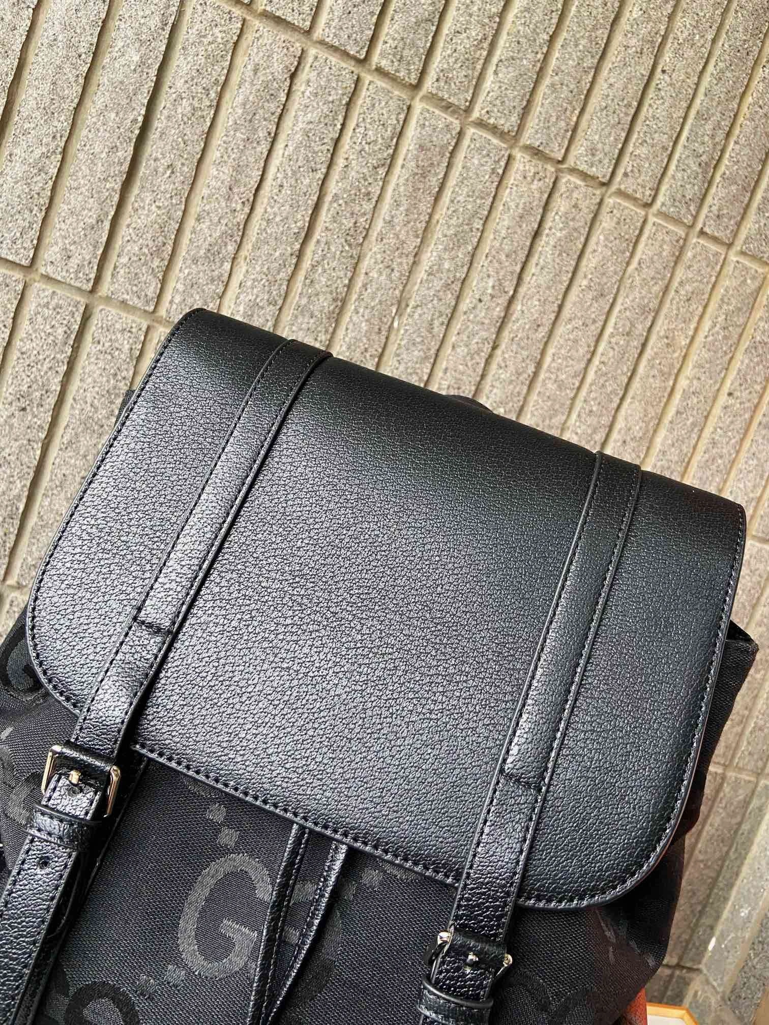 Top mirror Mens Gucci Backpacks