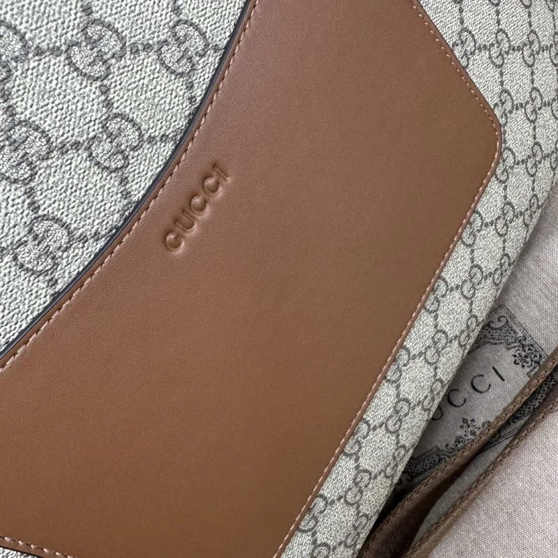 High fidelity Mens Gucci Briefcases