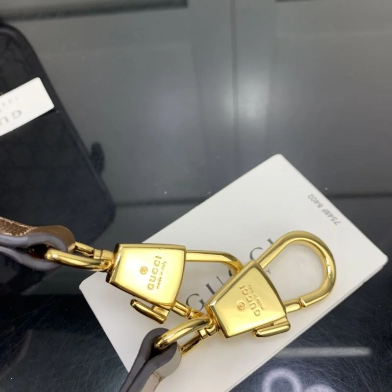 Indistinguishable Mens Gucci Briefcases