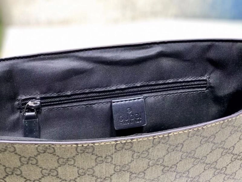Top mirror Mens Gucci Briefcases