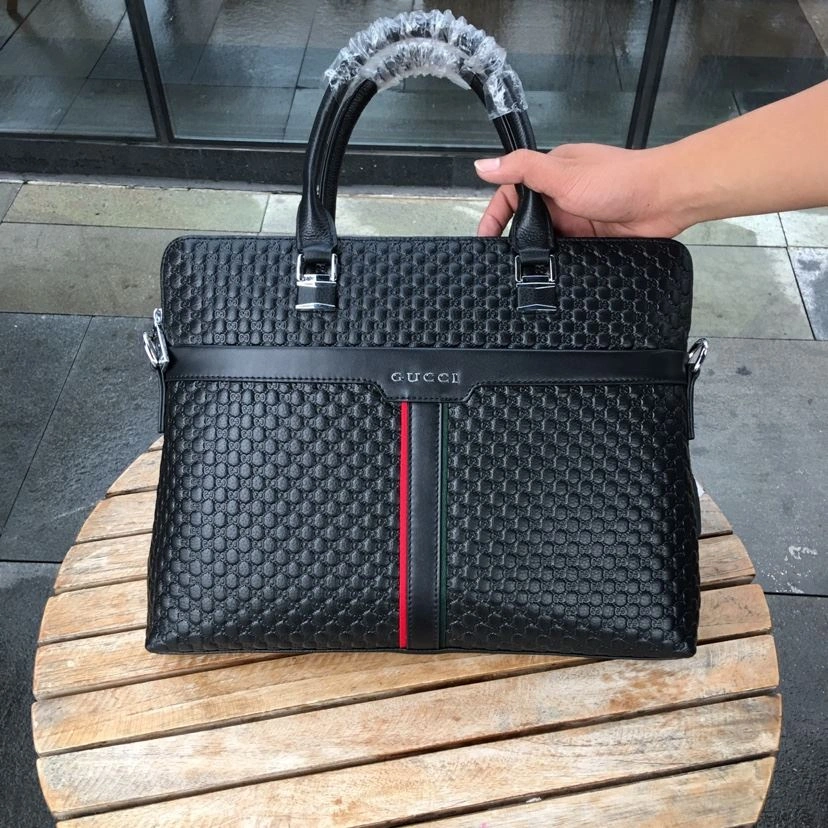 Accurate model Mens Gucci Briefcases