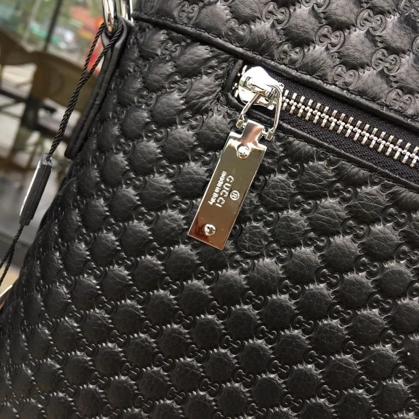 Accurate model Mens Gucci Briefcases