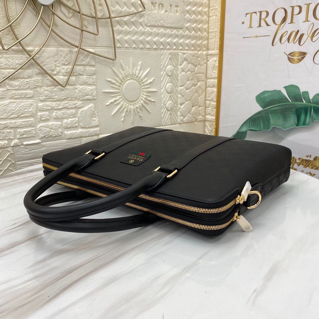 Indistinguishable Mens Gucci Briefcases