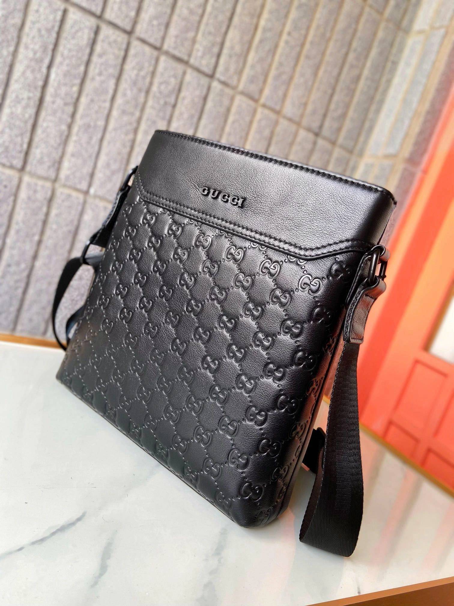 Economical Mens Gucci Briefcases