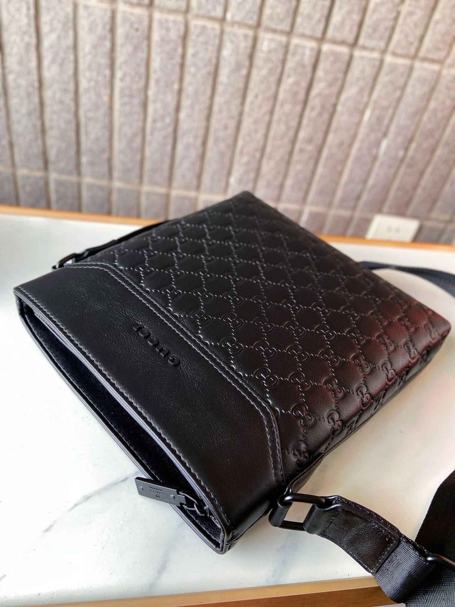 Economical Mens Gucci Briefcases