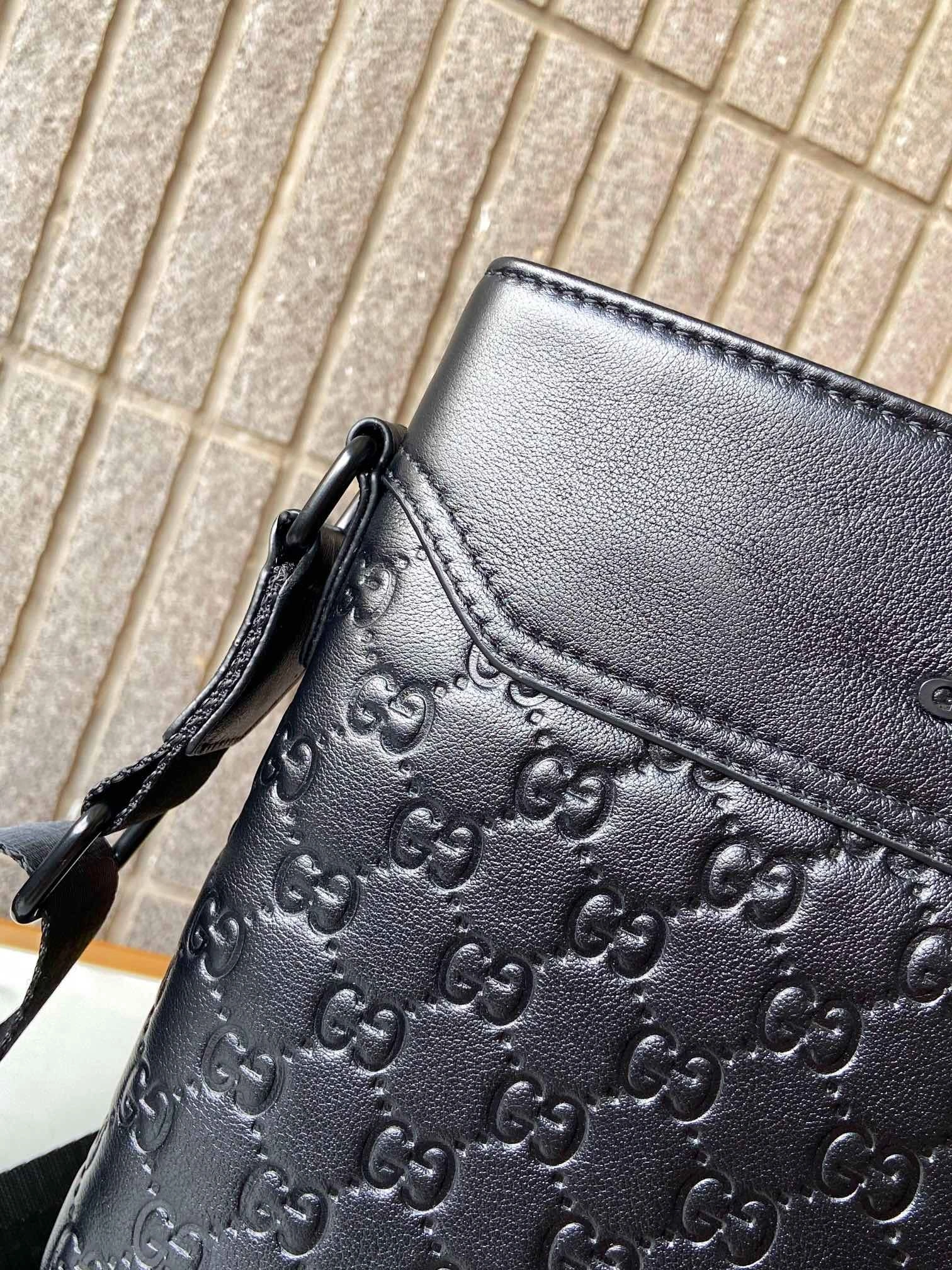 Economical Mens Gucci Briefcases