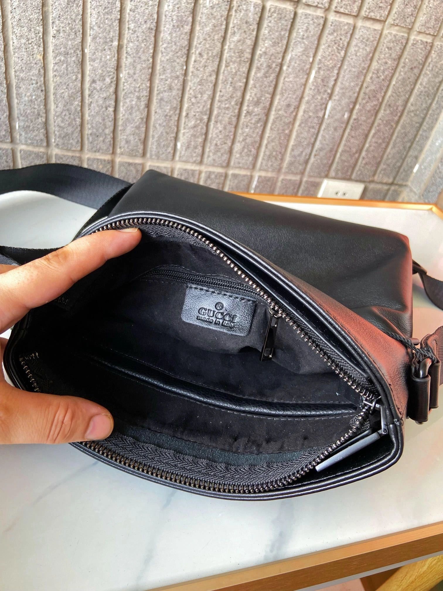 Economical Mens Gucci Briefcases