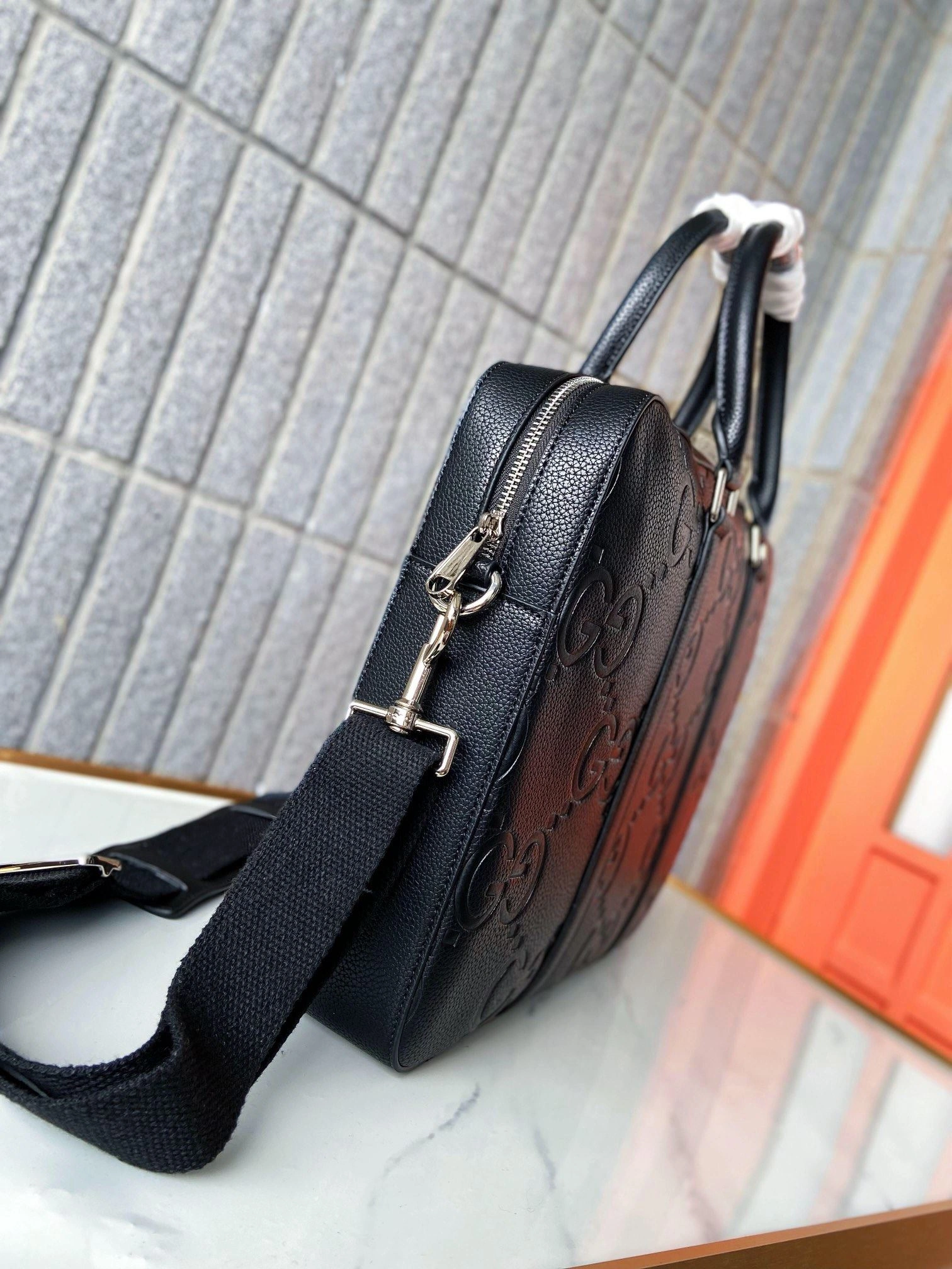 High fidelity Mens Gucci Briefcases