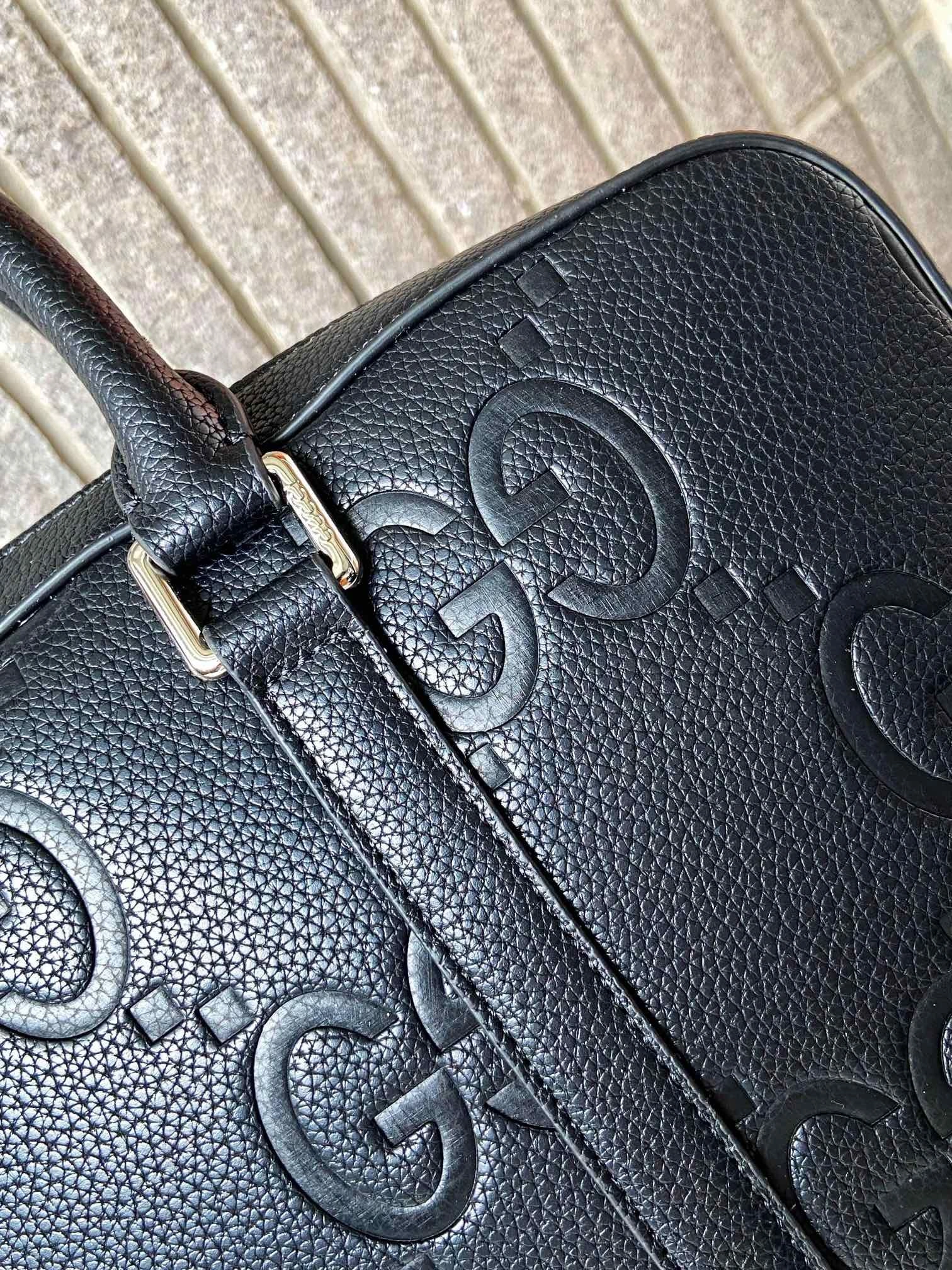 High fidelity Mens Gucci Briefcases