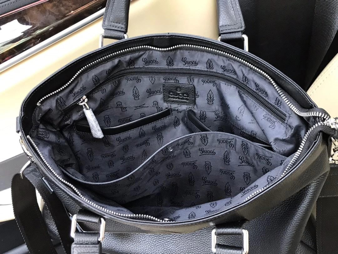 Top mirror Mens Gucci Briefcases