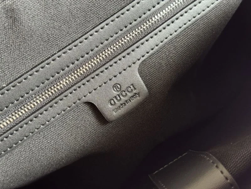 Top mirror Mens Gucci Briefcases