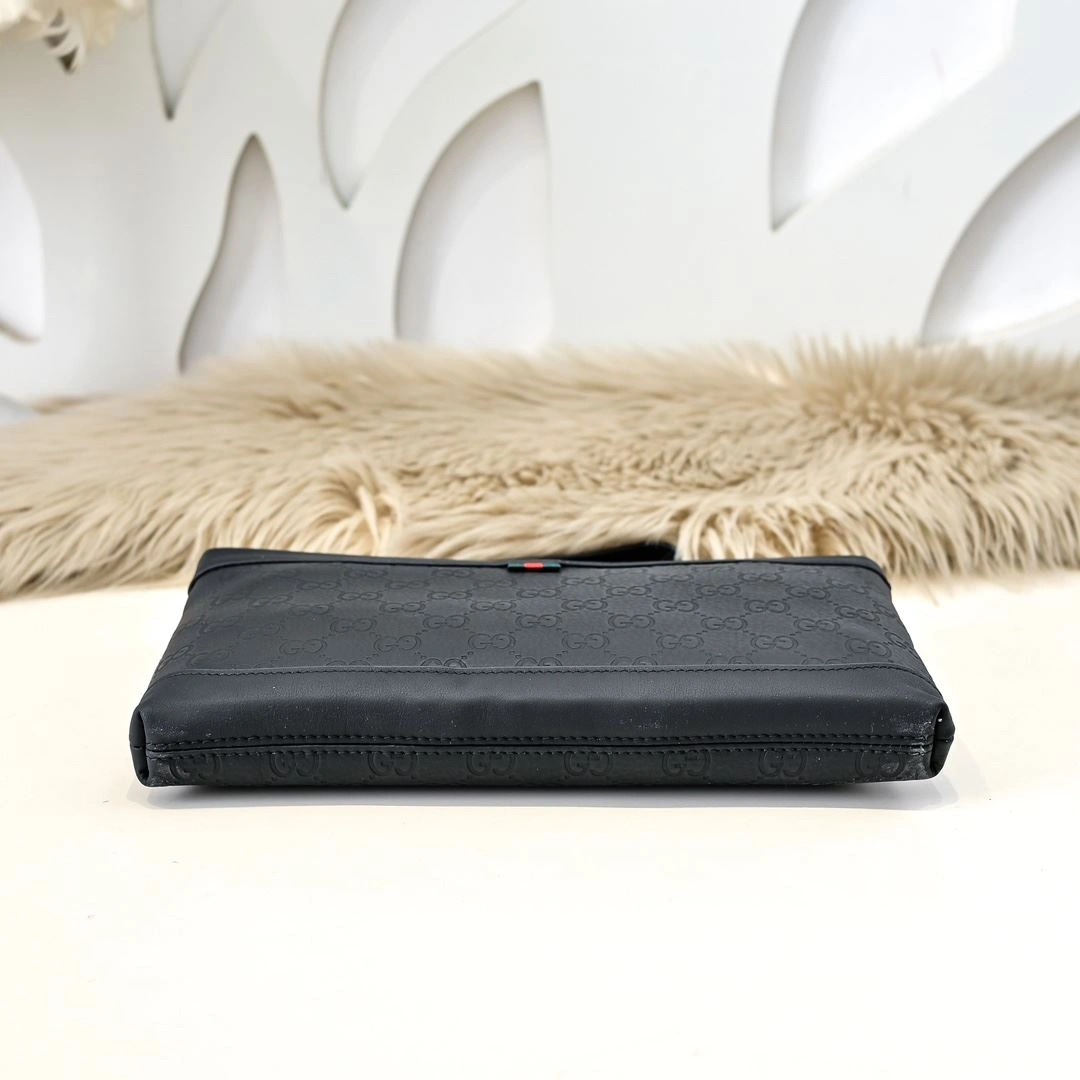 Brand-authenticated Mens Gucci Clutch Bags