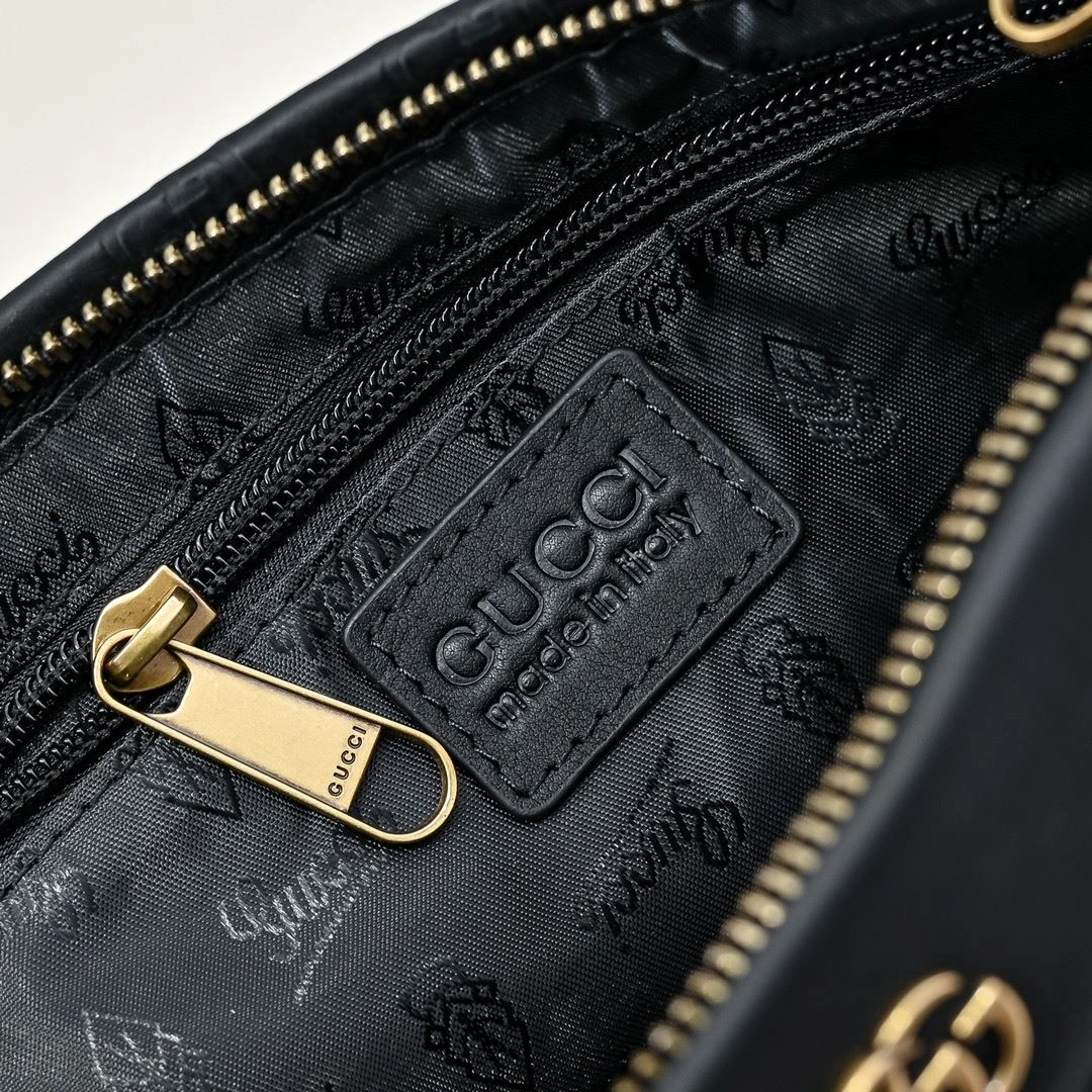 Brand-authenticated Mens Gucci Clutch Bags