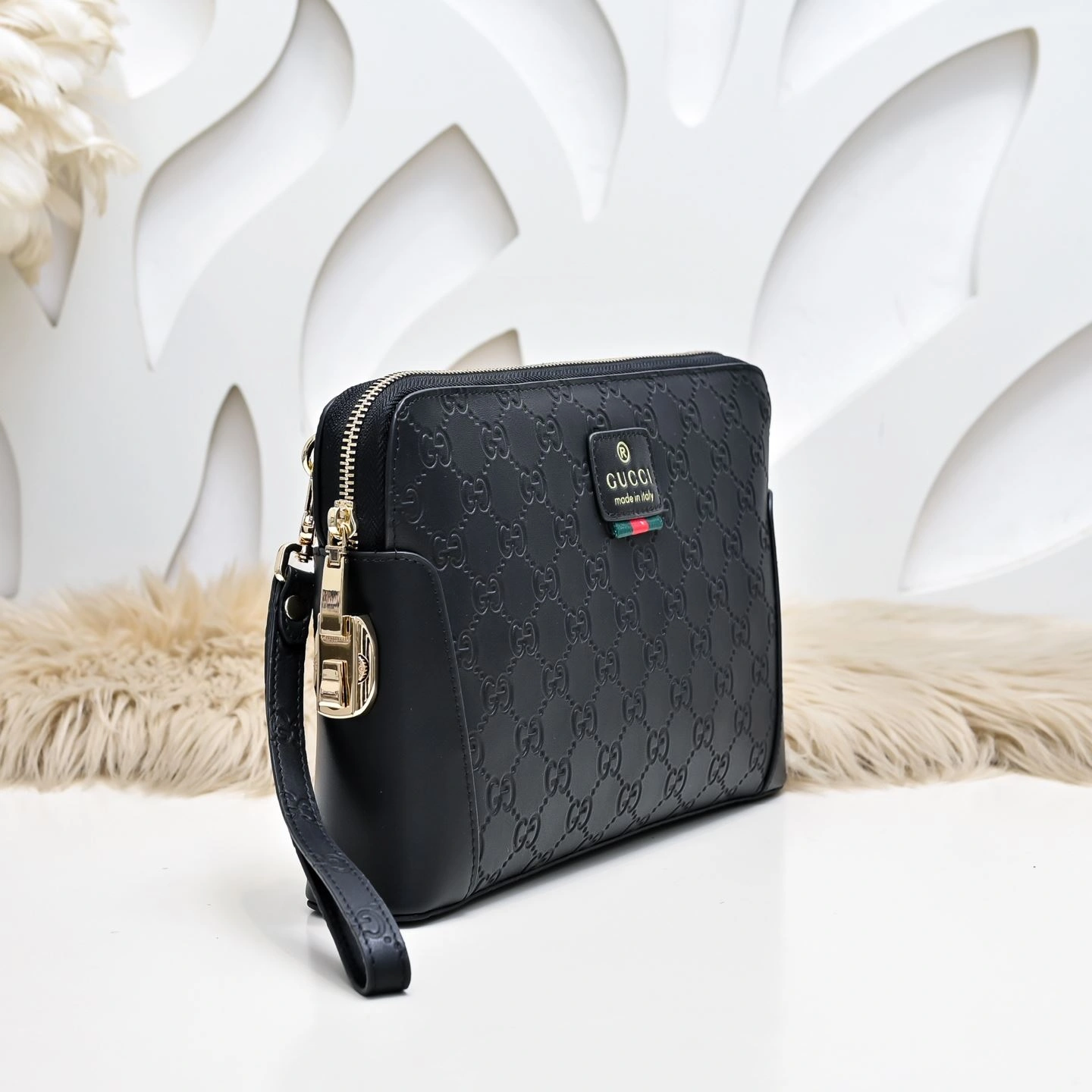 Budget-friendly Mens Gucci Clutch Bags