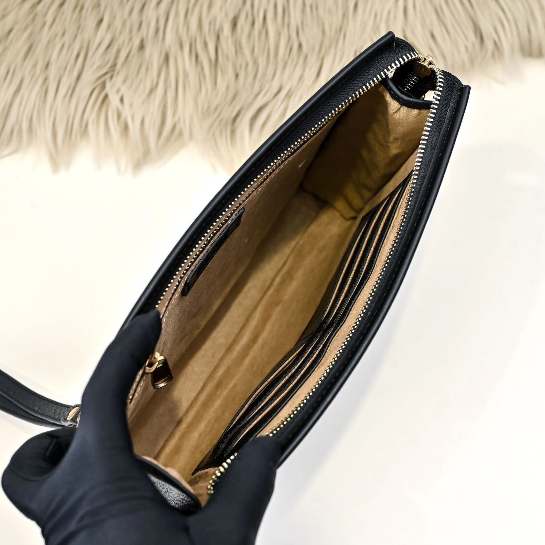 Authentic Mens Gucci Clutch Bags