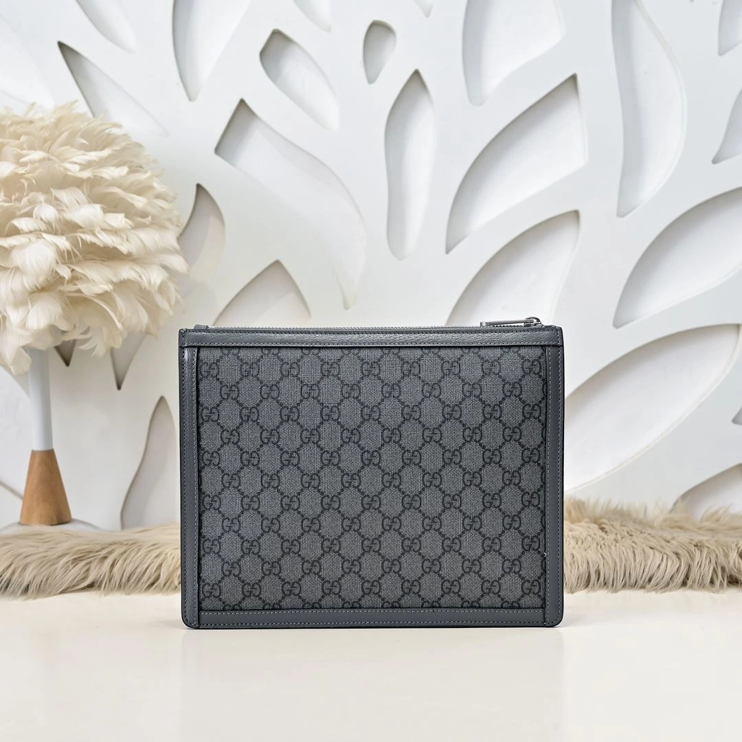 Value-priced Mens Gucci Clutch Bags