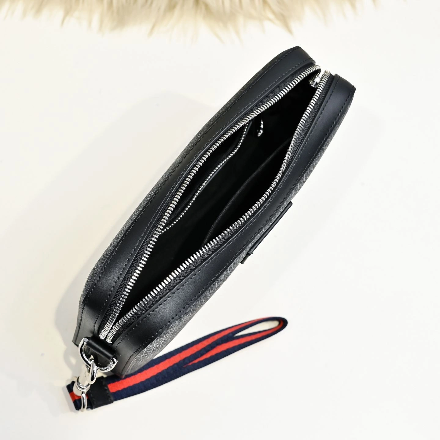 Inexpensive Mens Gucci Clutch Bags