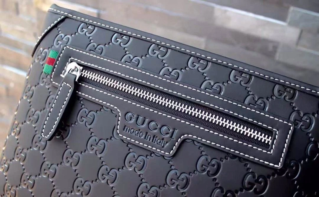 Indistinguishable Mens Gucci Clutch Bags
