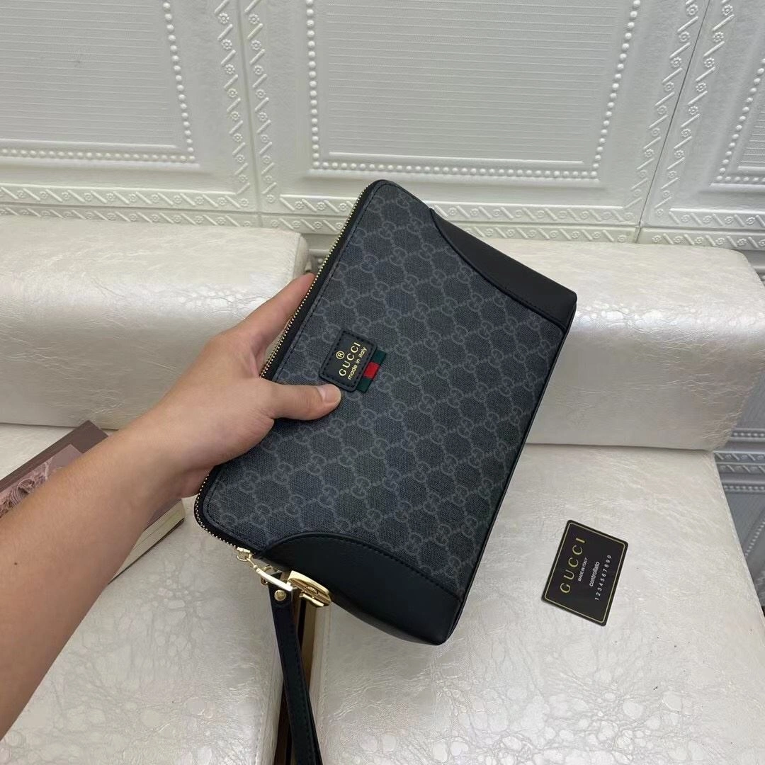 Exact replica Mens Gucci Clutch Bags